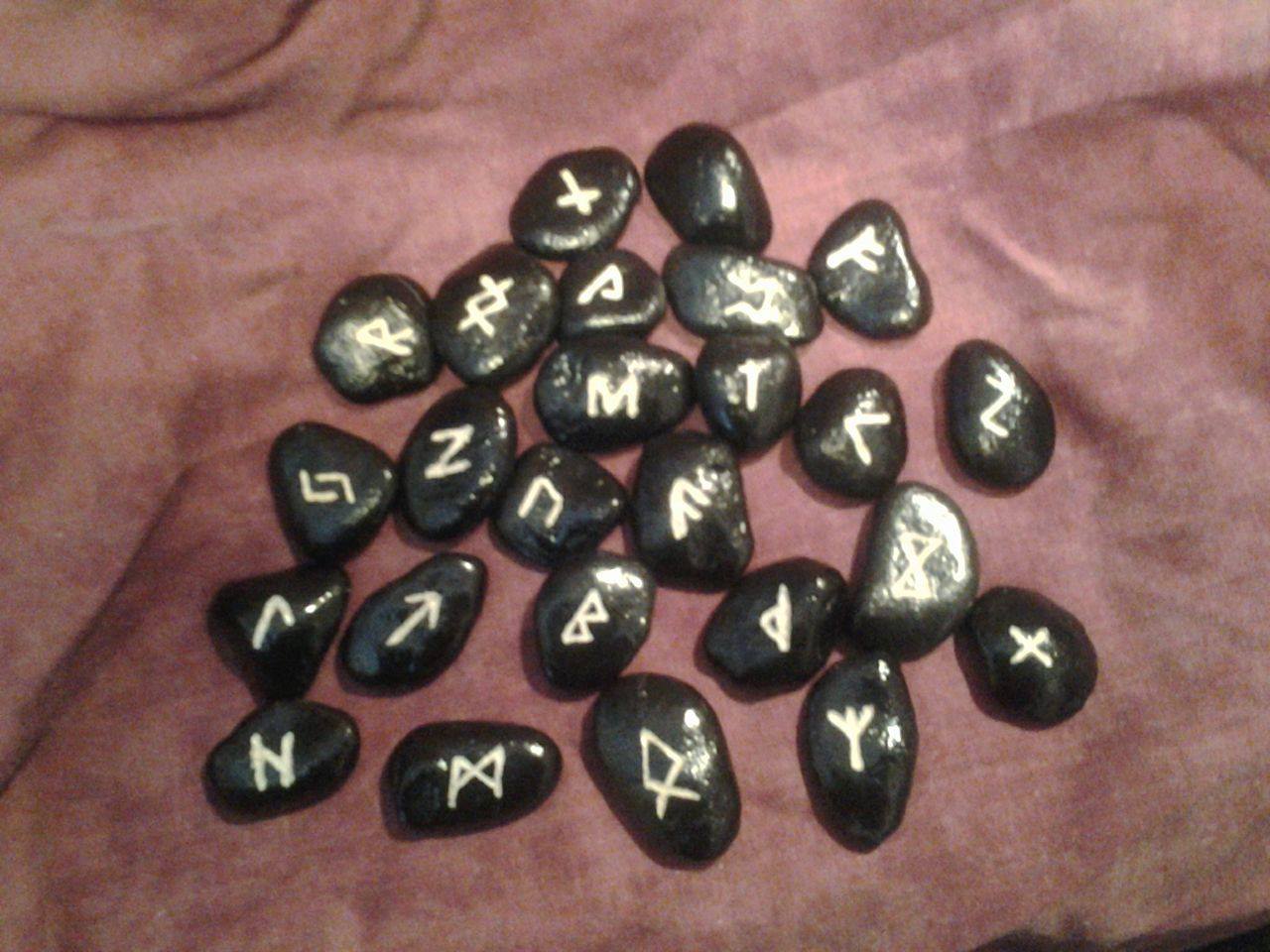 Rune Stones and how to use them. – Sapphire Moon